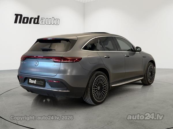 Pelēks Mercedes-Benz EQC 2022 Tallina, ar dzinēja tilpumu 0.00 L un nobraukumu 58 tūkst. km par 38900 €, foto 2 vietnē AUTOMOTO.COM.LV