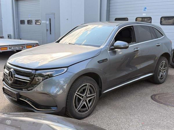Pelēks Mercedes-Benz EQC 2022 Kauņa, ar dzinēja tilpumu 0.00 L un nobraukumu 3 tūkst. km par 29500 €, foto 1 vietnē AUTOMOTO.COM.LV
