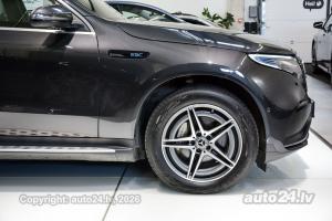 Pelēks Mercedes-Benz EQC 2022 Tallina, ar dzinēja tilpumu 0.00 L un nobraukumu 63 tūkst. km par 40500 €, foto 7 vietnē AUTOMOTO.COM.LV