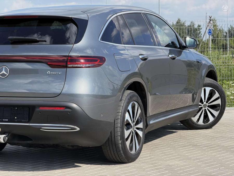 Pelēks Mercedes-Benz EQC 2023 Tauragė, ar dzinēja tilpumu 0.00 L un nobraukumu 66 tūkst. km par 33500 €, foto 13 vietnē AUTOMOTO.COM.LV