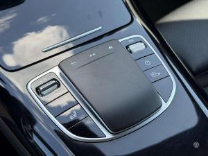 Pelēks Mercedes-Benz EQC 2023 Tauragė, ar dzinēja tilpumu 0.00 L un nobraukumu 66 tūkst. km par 33500 €, foto 25 vietnē AUTOMOTO.COM.LV