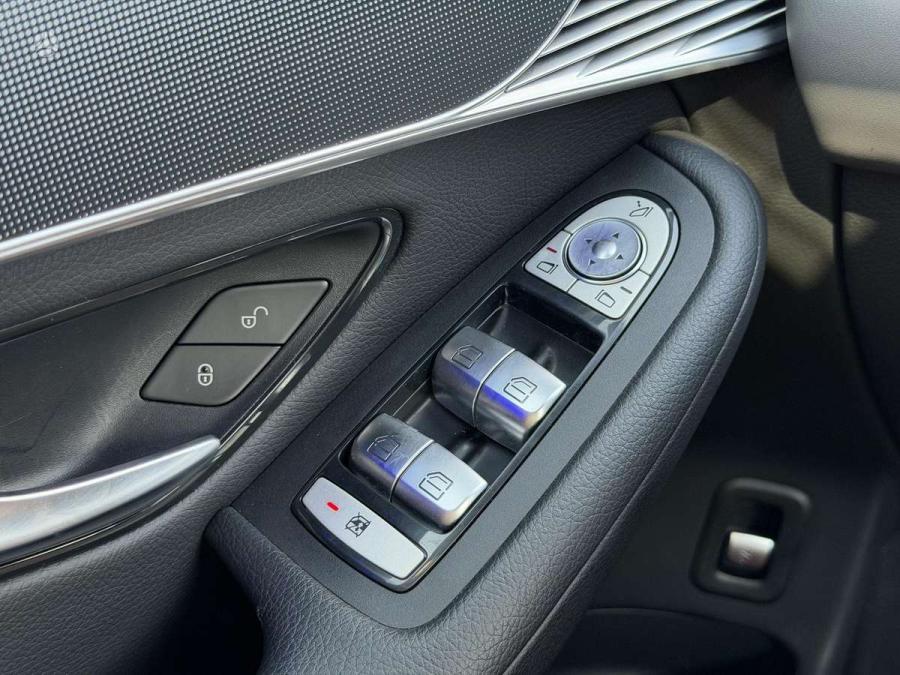 Pelēks Mercedes-Benz EQC 2023 Tauragė, ar dzinēja tilpumu 0.00 L un nobraukumu 66 tūkst. km par 33500 €, foto 27 vietnē AUTOMOTO.COM.LV