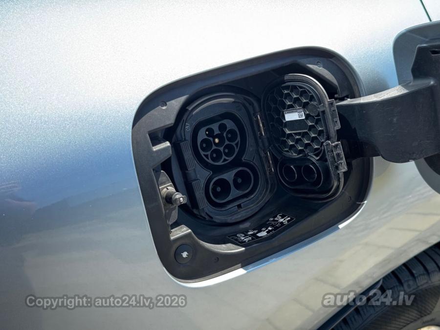 Серый Мерседес EQC 2021 в Таллин, объемом двигателя 0.00 л и пробегом 89 тыс. км за 29990 €, фото 10 на AUTOMOTO.COM.LV