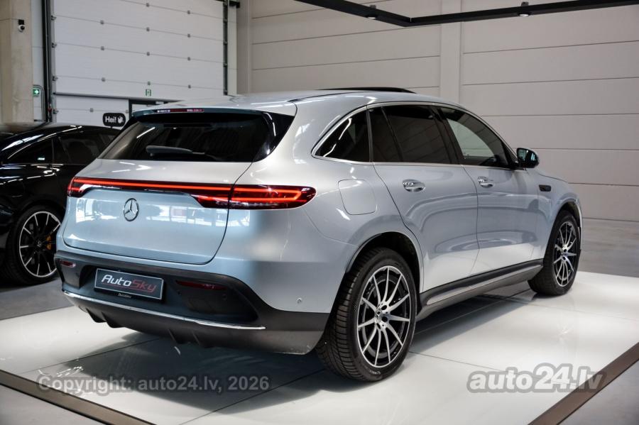Grey Mercedes-Benz EQC 2022 in Tallinn, with an engine capacity of 0.00 L and mileage of 87 thousand km for 41500 €, photo 4 on AUTOMOTO.COM.LV