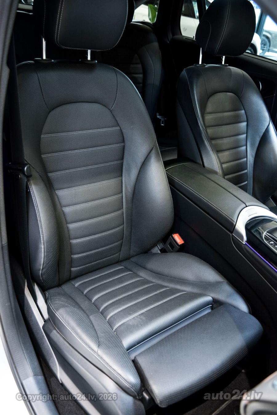 Grey Mercedes-Benz EQC 2022 in Tallinn, with an engine capacity of 0.00 L and mileage of 87 thousand km for 41500 €, photo 13 on AUTOMOTO.COM.LV