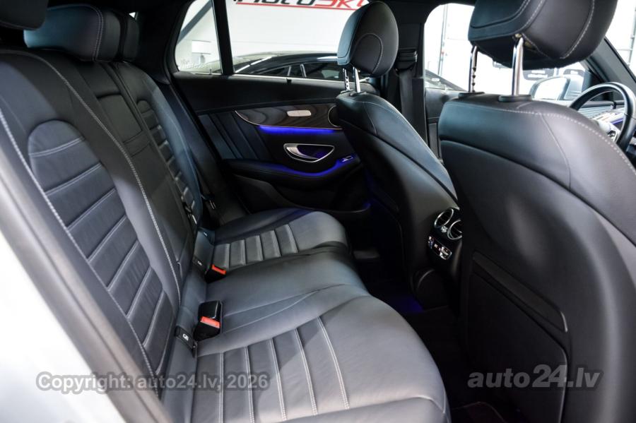 Grey Mercedes-Benz EQC 2022 in Tallinn, with an engine capacity of 0.00 L and mileage of 87 thousand km for 41500 €, photo 14 on AUTOMOTO.COM.LV