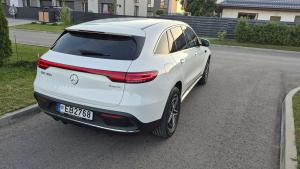 White Mercedes-Benz EQC 2020 in Vilnius, with an engine capacity of 0.00 L and mileage of 110 thousand km for 32200 €, photo 4 on AUTOMOTO.COM.LV