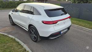 White Mercedes-Benz EQC 2020 in Vilnius, with an engine capacity of 0.00 L and mileage of 110 thousand km for 32200 €, photo 6 on AUTOMOTO.COM.LV