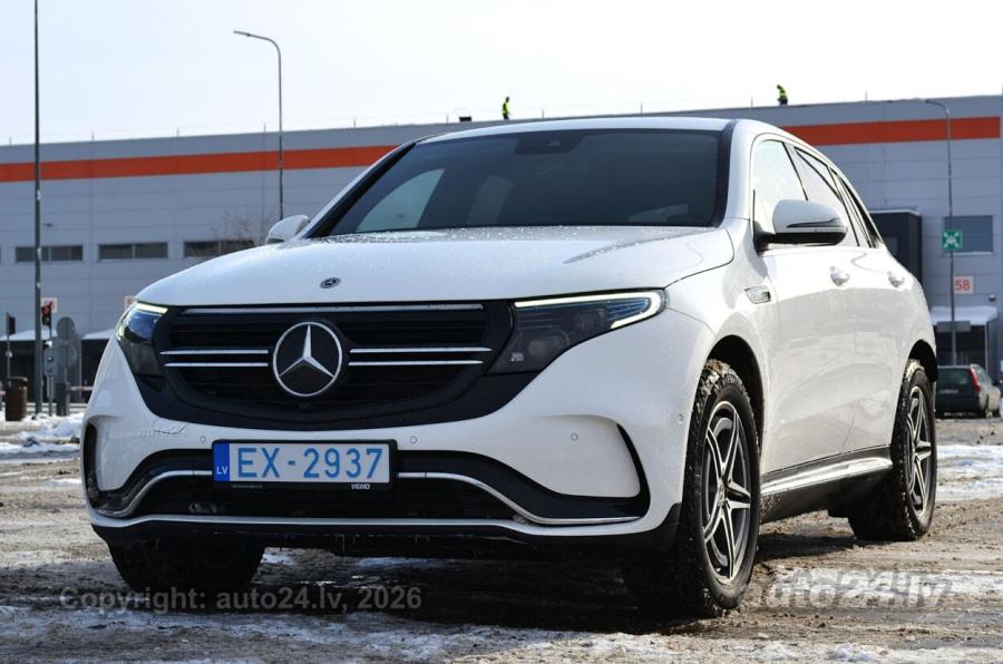 White Mercedes-Benz EQC 2021 in Riga, with an engine capacity of 0.00 L and mileage of 106 thousand km for 28500 €, photo 2 on AUTOMOTO.COM.LV