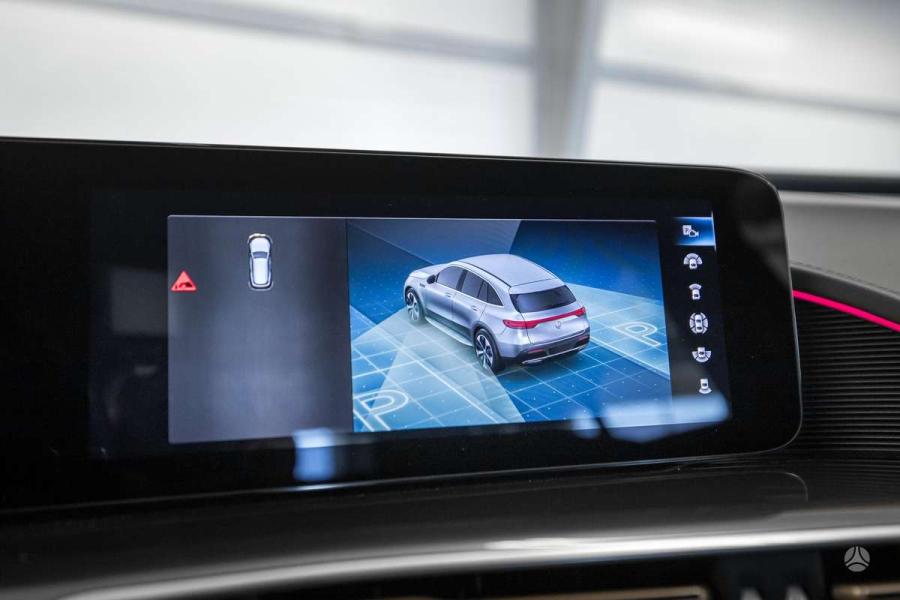 Белый Мерседес EQC 2021 в Тукумс, объемом двигателя 0.00 л и пробегом 110 тыс. км за 34990 €, фото 44 на AUTOMOTO.COM.LV