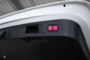 Белый Мерседес EQC 2021 в Тукумс, объемом двигателя 0.00 л и пробегом 110 тыс. км за 34990 €, фото 52 на AUTOMOTO.COM.LV