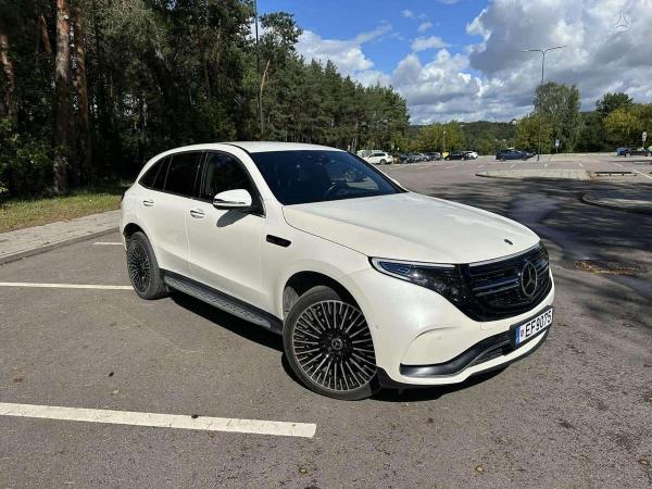 Mercedes-Benz EQC 2021 Kauņa vietnē Balts Mercedes-Benz EQC 2021 Kauņa, ar dzinēja tilpumu 0.00 L un nobraukumu 77 tūkst. km par 35900 €, foto 1 vietnē AUTOMOTO.COM.LV