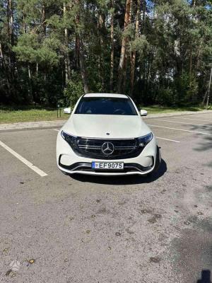 White Mercedes-Benz EQC 2021 in Kaunas, with an engine capacity of 0.00 L and mileage of 77 thousand km for 35900 €, photo 9 on AUTOMOTO.COM.LV