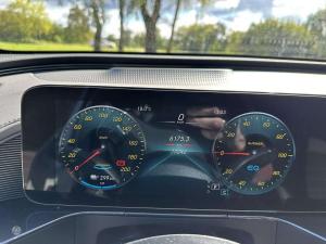 White Mercedes-Benz EQC 2021 in Kaunas, with an engine capacity of 0.00 L and mileage of 77 thousand km for 35900 €, photo 14 on AUTOMOTO.COM.LV