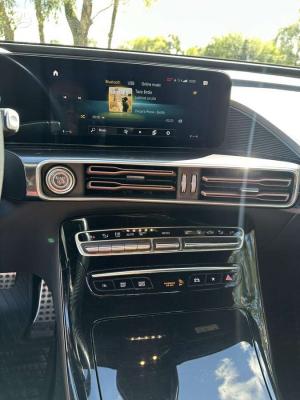 White Mercedes-Benz EQC 2021 in Kaunas, with an engine capacity of 0.00 L and mileage of 77 thousand km for 35900 €, photo 15 on AUTOMOTO.COM.LV