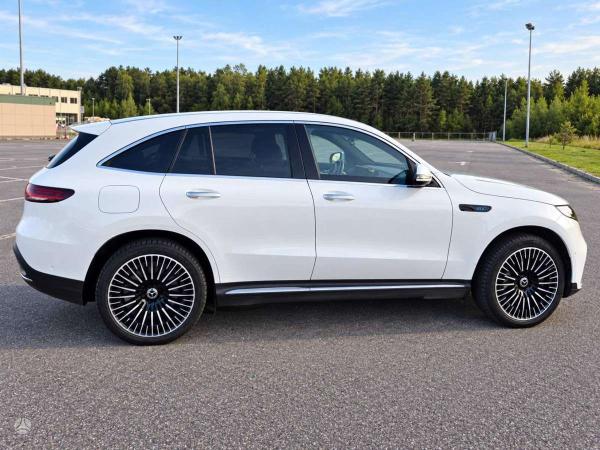 Mercedes-Benz EQC 2021 Viļņa vietnē Balts Mercedes-Benz EQC 2021 Viļņa, ar dzinēja tilpumu 0.00 L un nobraukumu 110 tūkst. km par 34500 €, foto 6 vietnē AUTOMOTO.COM.LV