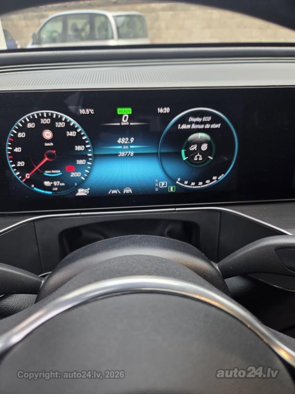 Balts Mercedes-Benz EQC 2021 Tallina, ar dzinēja tilpumu 0.00 L un nobraukumu 39 tūkst. km par 33900 €, foto 11 vietnē AUTOMOTO.COM.LV
