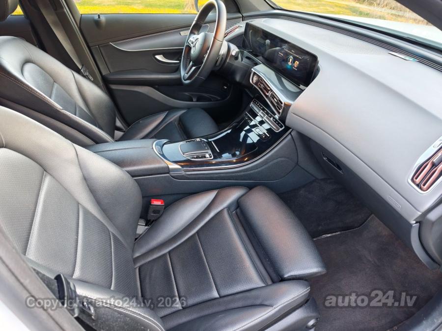 White Mercedes-Benz EQC 2021 in Tallinn, with an engine capacity of 0.00 L and mileage of 78 thousand km for 31990 €, photo 13 on AUTOMOTO.COM.LV