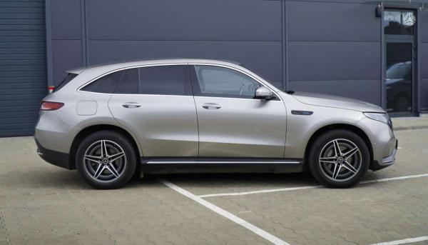 Dzeltens Mercedes-Benz EQC 2020 Viļņa, ar dzinēja tilpumu 0.00 L un nobraukumu 96 tūkst. km par 32800 €, foto 3 vietnē AUTOMOTO.COM.LV