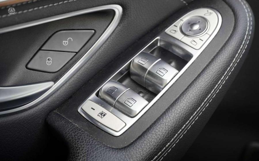 Dzeltens Mercedes-Benz EQC 2020 Viļņa, ar dzinēja tilpumu 0.00 L un nobraukumu 96 tūkst. km par 32800 €, foto 20 vietnē AUTOMOTO.COM.LV
