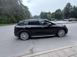 Black Mercedes-Benz EQE 2024 in Vilnius, with an engine capacity of 0.00 L and mileage of 65 thousand km for 59900 €, photo 8 on AUTOMOTO.COM.LV