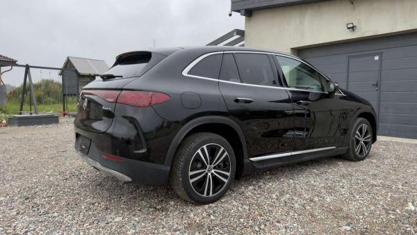 Black Mercedes-Benz EQE 2024 in Klaipeda, with an engine capacity of 0.00 L and mileage of 21 thousand km for 47000 €, photo 3 on AUTOMOTO.COM.LV