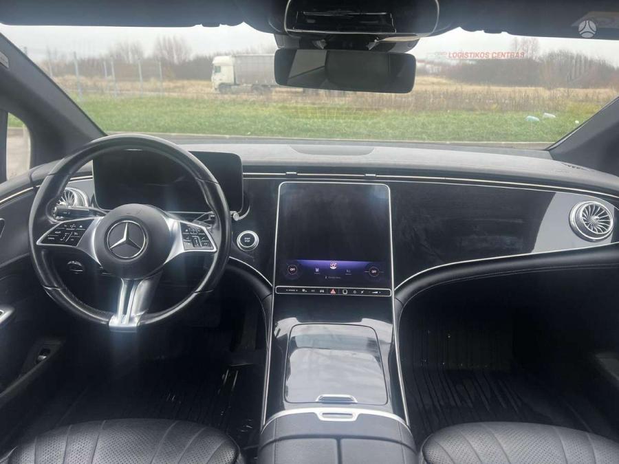 Black Mercedes-Benz EQE 2022 in Kaunas, with an engine capacity of 0.00 L and mileage of 200 thousand km for 28600 €, photo 9 on AUTOMOTO.COM.LV