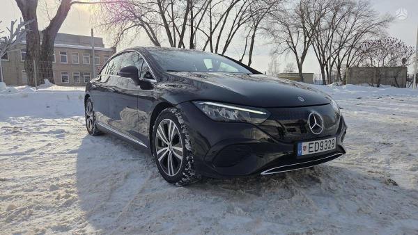 Melns Mercedes-Benz EQE 2022 Kauņa, ar dzinēja tilpumu 0.00 L un nobraukumu 111 tūkst. km par 32900 €, foto 2 vietnē AUTOMOTO.COM.LV