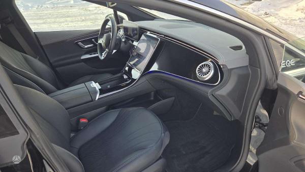 Black Mercedes-Benz EQE 2022 in Kaunas, with an engine capacity of 0.00 L and mileage of 111 thousand km for 32900 €, photo 11 on AUTOMOTO.COM.LV
