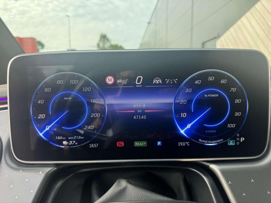 Черный Мерседес EQE 2022 в Паневежис, объемом двигателя 0.00 л и пробегом 50 тыс. км за 39500 €, фото 12 на AUTOMOTO.COM.LV