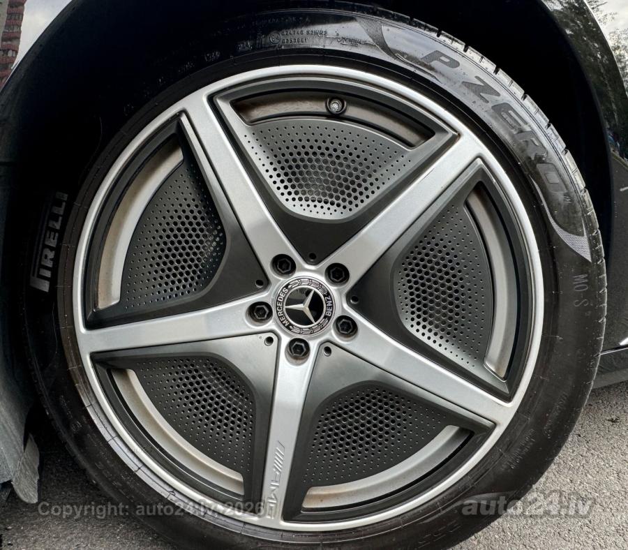 Black Mercedes-Benz EQE 2022 in Tallinn, with an engine capacity of 0.00 L and mileage of 51 thousand km for 52900 €, photo 8 on AUTOMOTO.COM.LV