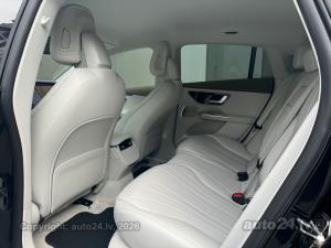 Black Mercedes-Benz EQE 2022 in Tallinn, with an engine capacity of 0.00 L and mileage of 51 thousand km for 52900 €, photo 18 on AUTOMOTO.COM.LV