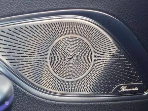 Black Mercedes-Benz EQE 2022 in Kaunas, with an engine capacity of 0.00 L and mileage of 127 thousand km for 38500 €, photo 19 on AUTOMOTO.COM.LV