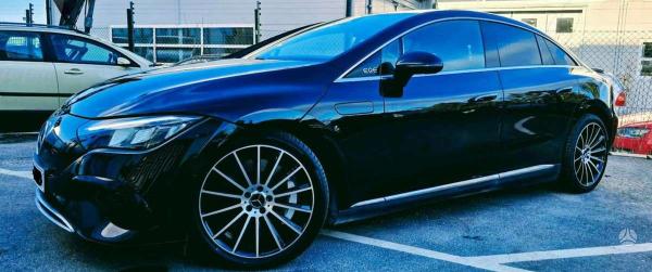 Melns Mercedes-Benz EQE 2022 Viļņa, ar dzinēja tilpumu 0.00 L un nobraukumu 108 tūkst. km par 40042 €, foto 4 vietnē AUTOMOTO.COM.LV