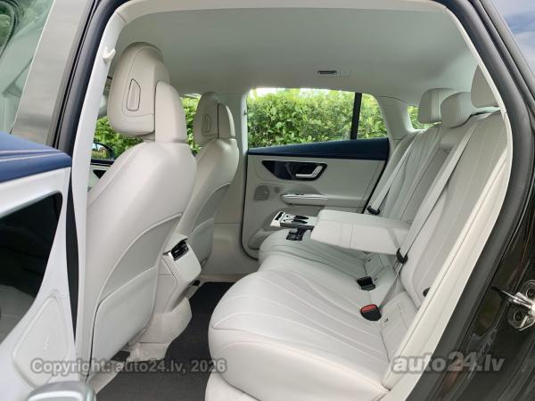 Melns Mercedes-Benz EQE 2023 Tallina, ar dzinēja tilpumu 0.00 L un nobraukumu 48 tūkst. km par 47500 €, foto 7 vietnē AUTOMOTO.COM.LV