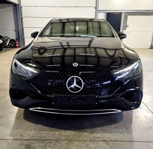 Melns Mercedes-Benz EQE 2023 Marijampole, ar dzinēja tilpumu 0.00 L un nobraukumu 271 tūkst. km par 24990 €, foto 3 vietnē AUTOMOTO.COM.LV