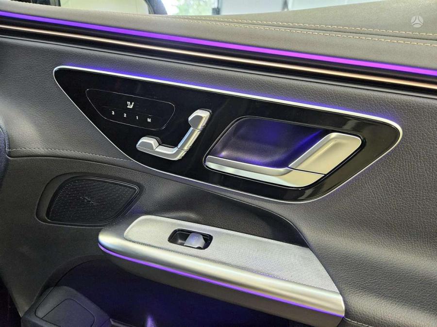 Melns Mercedes-Benz EQE 2023 Marijampole, ar dzinēja tilpumu 0.00 L un nobraukumu 271 tūkst. km par 24990 €, foto 30 vietnē AUTOMOTO.COM.LV