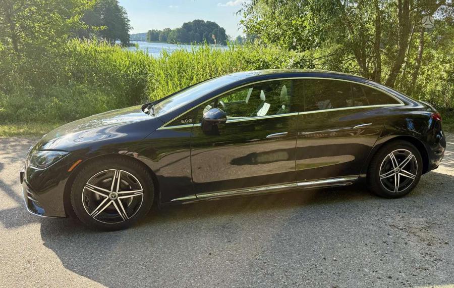 Black Mercedes-Benz EQE 2023 in Vilnius, with an engine capacity of 0.00 L and mileage of 20 thousand km for 43500 €, photo 6 on AUTOMOTO.COM.LV