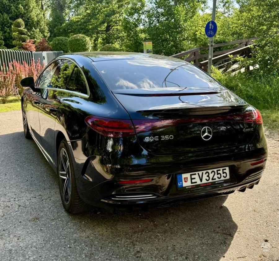 Black Mercedes-Benz EQE 2023 in Vilnius, with an engine capacity of 0.00 L and mileage of 20 thousand km for 43500 €, photo 7 on AUTOMOTO.COM.LV