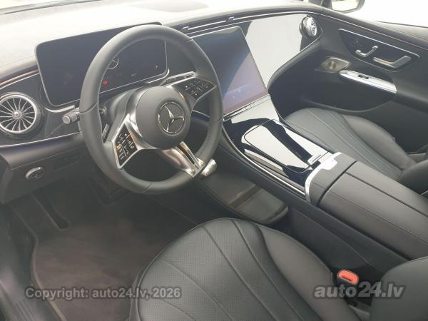 Melns Mercedes-Benz EQE 2025 Tallina, ar dzinēja tilpumu 0.00 L un nobraukumu 14 tūkst. km par 51000 €, foto 4 vietnē AUTOMOTO.COM.LV