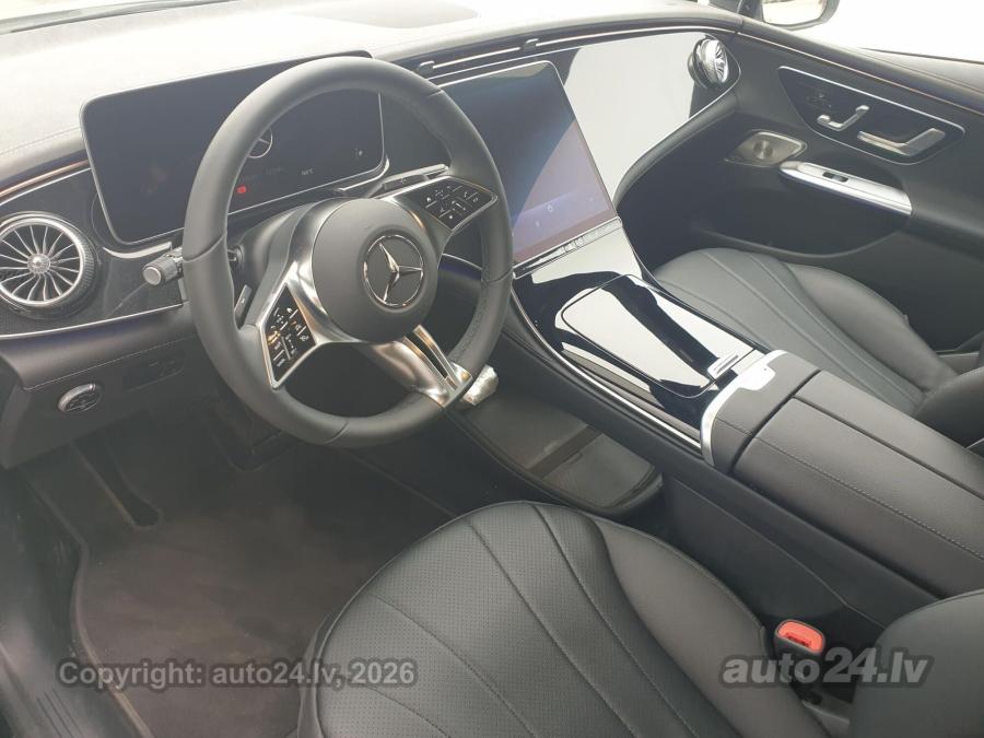Melns Mercedes-Benz EQE 2025 Tallina, ar dzinēja tilpumu 0.00 L un nobraukumu 14 tūkst. km par 51000 €, foto 5 vietnē AUTOMOTO.COM.LV