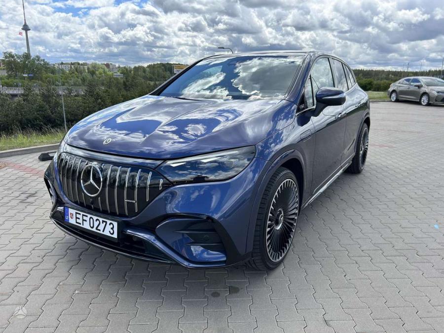 Blue Mercedes-Benz EQE 2023 in Vilnius, with an engine capacity of 0.00 L and mileage of 27 thousand km for 49000 €, photo 5 on AUTOMOTO.COM.LV