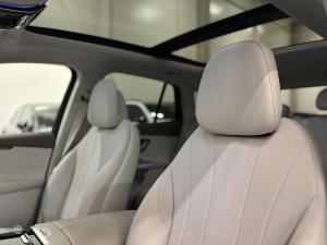 Blue Mercedes-Benz EQE 2023 in Vilnius, with an engine capacity of 0.00 L and mileage of 21 thousand km for 42990 €, photo 17 on AUTOMOTO.COM.LV