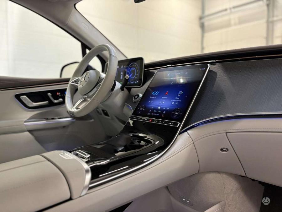 Blue Mercedes-Benz EQE 2023 in Vilnius, with an engine capacity of 0.00 L and mileage of 21 thousand km for 42990 €, photo 20 on AUTOMOTO.COM.LV