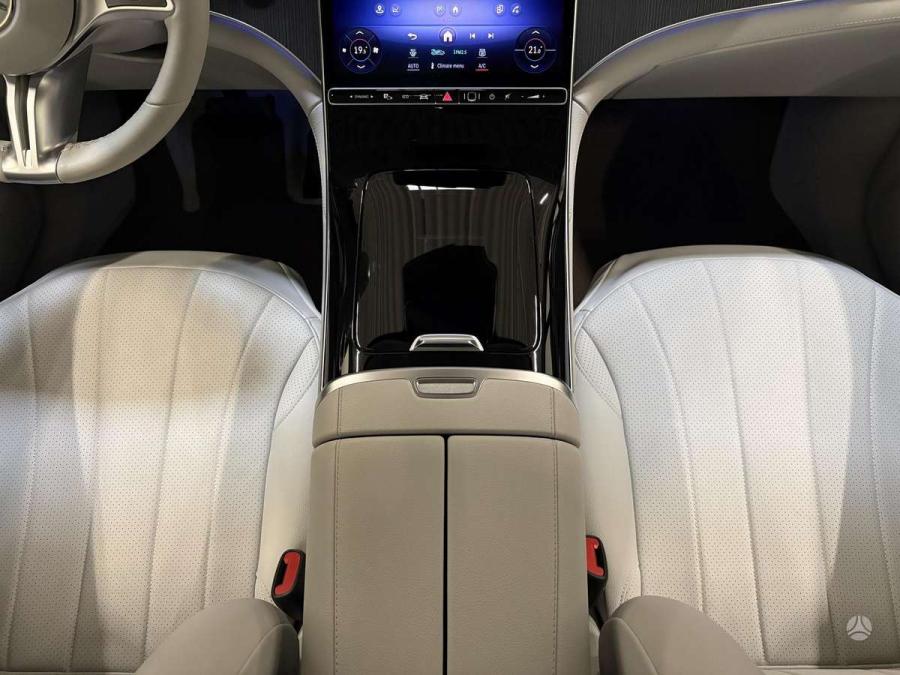 Blue Mercedes-Benz EQE 2023 in Vilnius, with an engine capacity of 0.00 L and mileage of 21 thousand km for 42990 €, photo 25 on AUTOMOTO.COM.LV