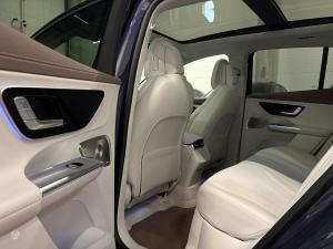 Blue Mercedes-Benz EQE 2023 in Vilnius, with an engine capacity of 0.00 L and mileage of 21 thousand km for 42990 €, photo 35 on AUTOMOTO.COM.LV
