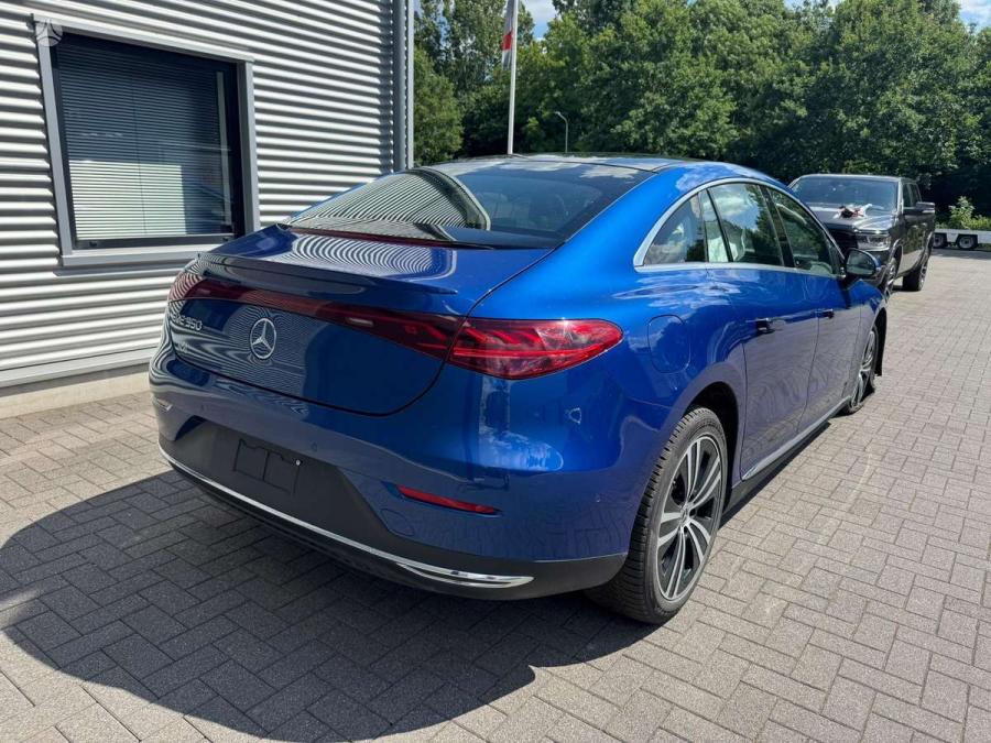 Zils Mercedes-Benz EQE 2022 Kauņa, ar dzinēja tilpumu 0.00 L un nobraukumu 120 tūkst. km par 28919 €, foto 5 vietnē AUTOMOTO.COM.LV