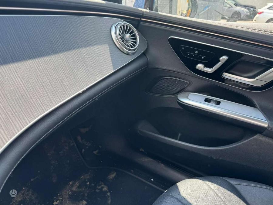 Zils Mercedes-Benz EQE 2022 Kauņa, ar dzinēja tilpumu 0.00 L un nobraukumu 120 tūkst. km par 28919 €, foto 23 vietnē AUTOMOTO.COM.LV