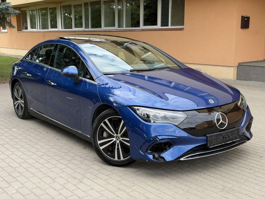 Blue Mercedes-Benz EQE 2022 in Kaunas, with an engine capacity of 0.00 L and mileage of 120 thousand km for 30129 €, photo 9 on AUTOMOTO.COM.LV
