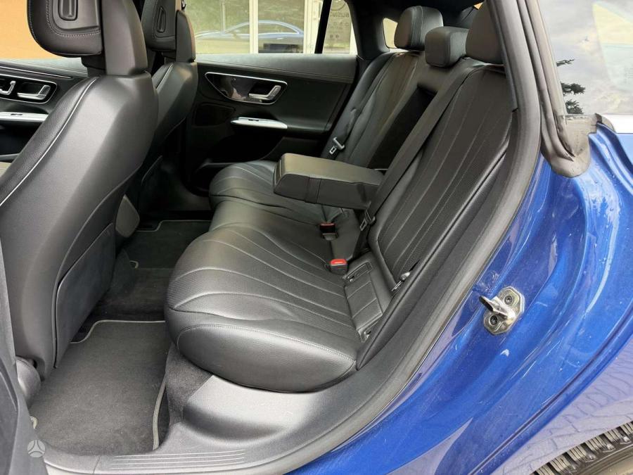 Blue Mercedes-Benz EQE 2022 in Kaunas, with an engine capacity of 0.00 L and mileage of 120 thousand km for 30129 €, photo 20 on AUTOMOTO.COM.LV